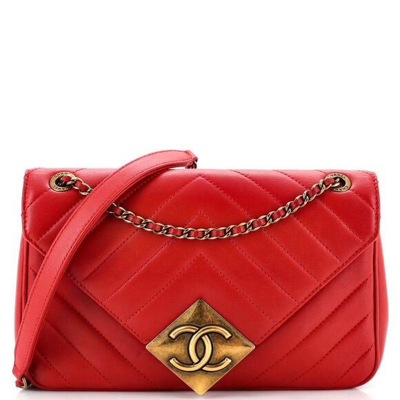 CHANEL | Bags | Chanel Pyramid Cc Flap Bag Chevron Lambskin Small Red ...
